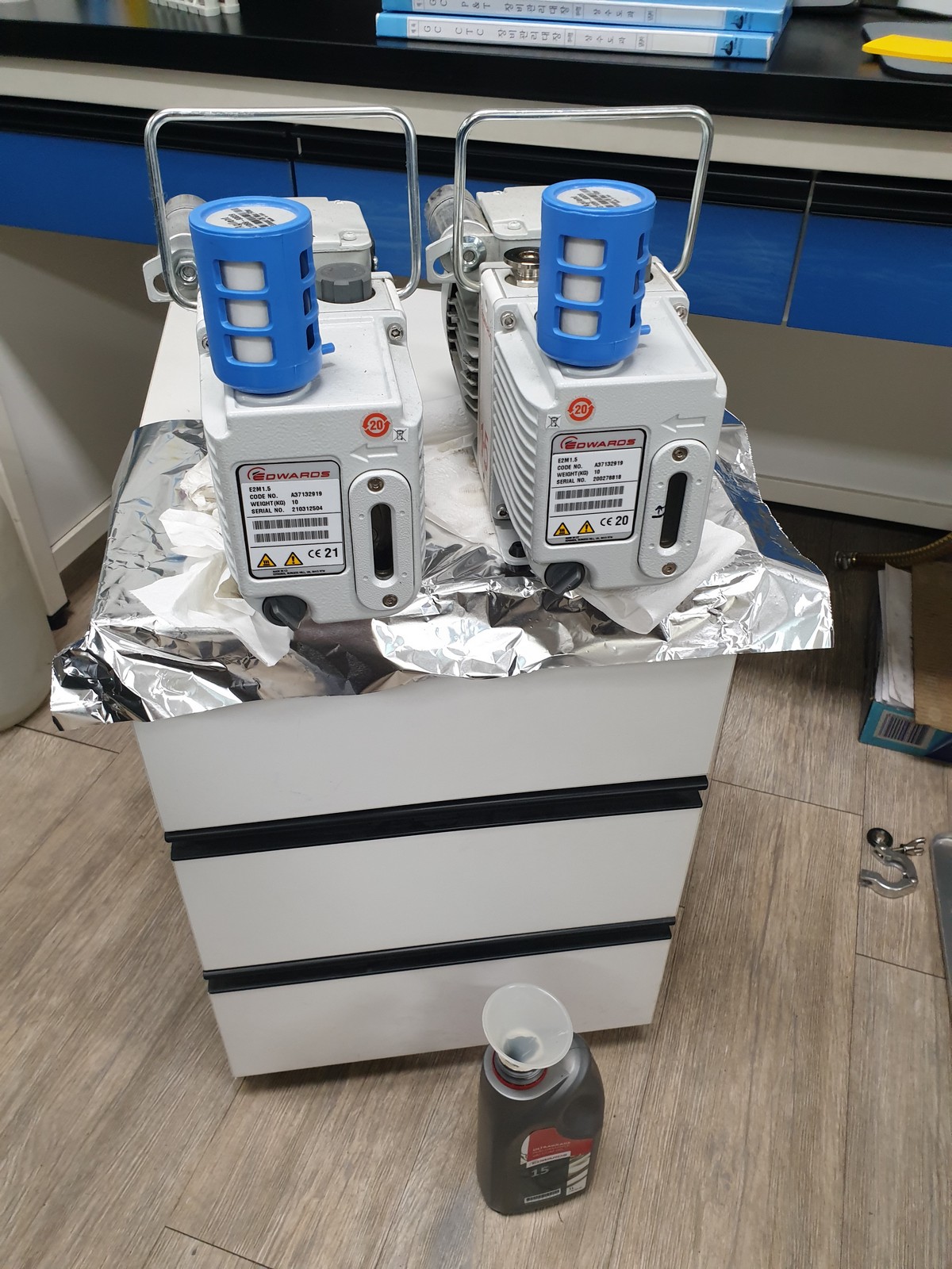 Foreline pump oil 교체